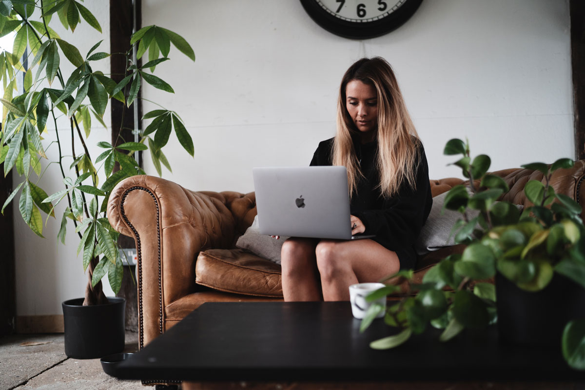 Workout With Abs - Online Coaching